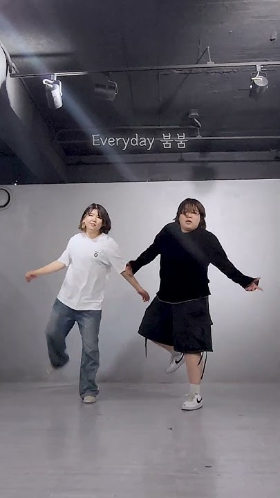 Everyday 붐붐💥💥 | Cover by.Code - YouTube