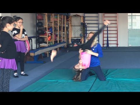 cimnastik - jimnastik çalışması çember ( parende ) ve elsiz çember Gymnastics training for kids