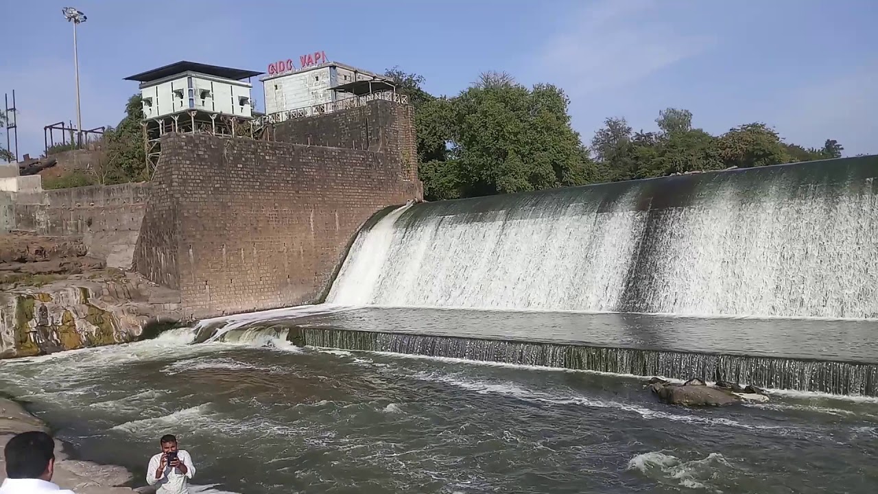 Daman ganga river water fall in vapi gujrat - YouTube