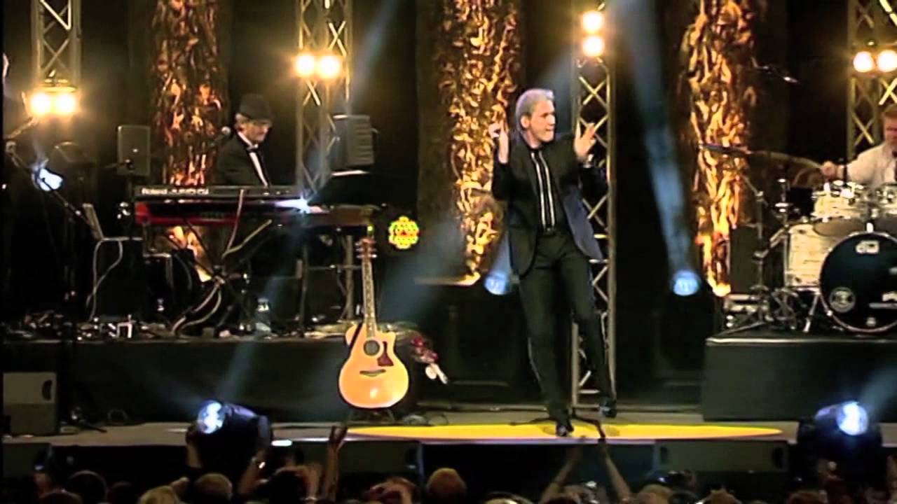 Sweethearts Band feat. Johnny Logan - Shine On [LIVE] - YouTube