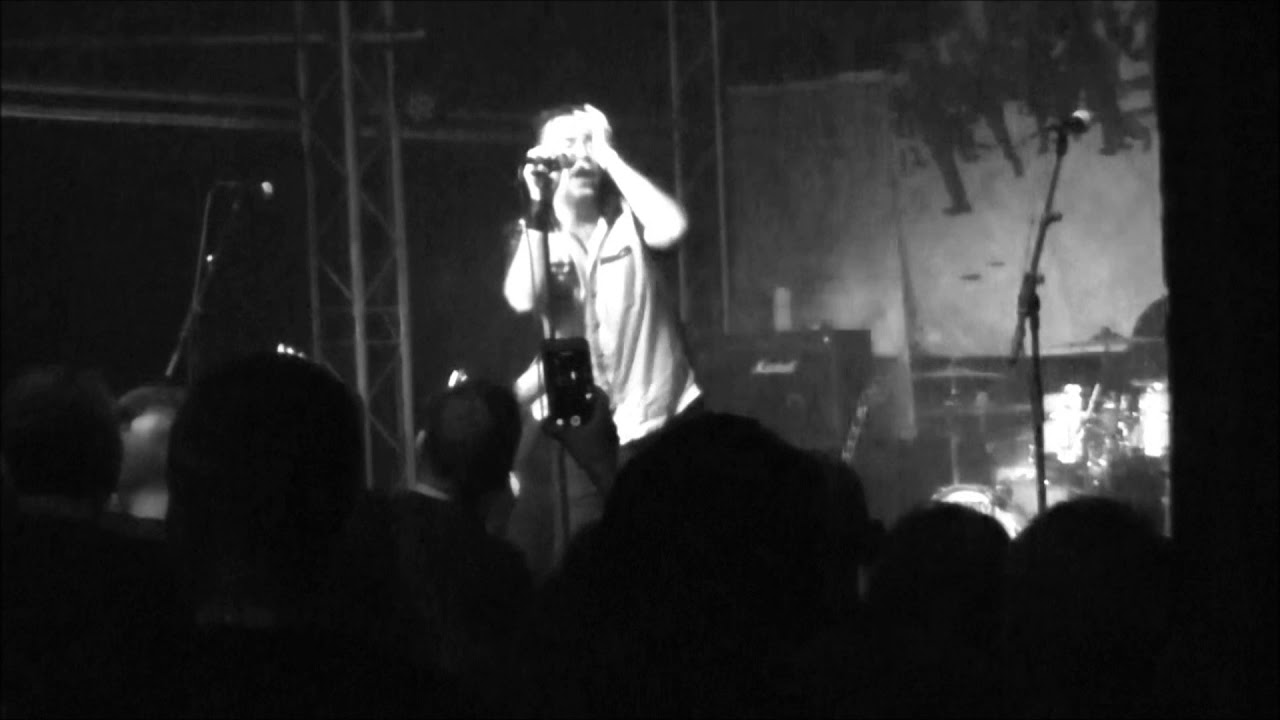 London Calling - White Riot (The Clash tribute), live at Norwich Arts ...