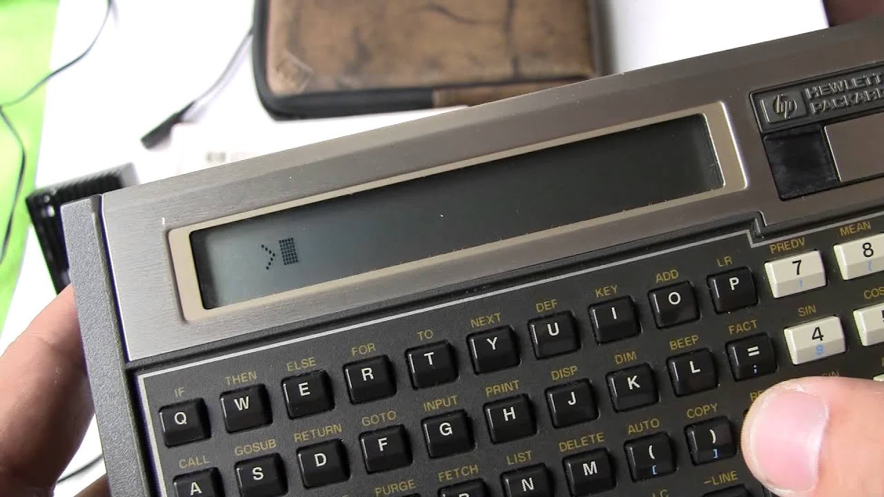 HP 71B Loading a BASIC program from CARD Reader - YouTube