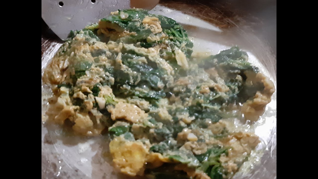 WaW Gulay Ginisang Dahon ng Ampalaya na may Itlog - YouTube