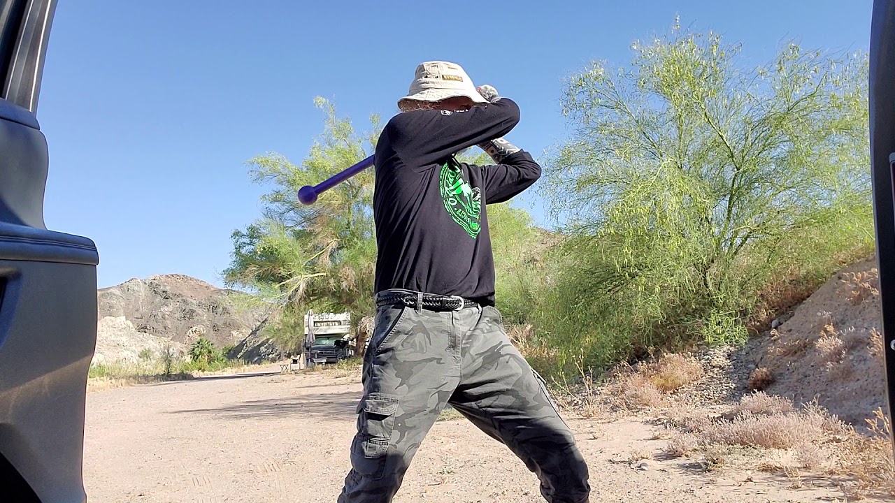 Swingin a 5lb Mace - YouTube