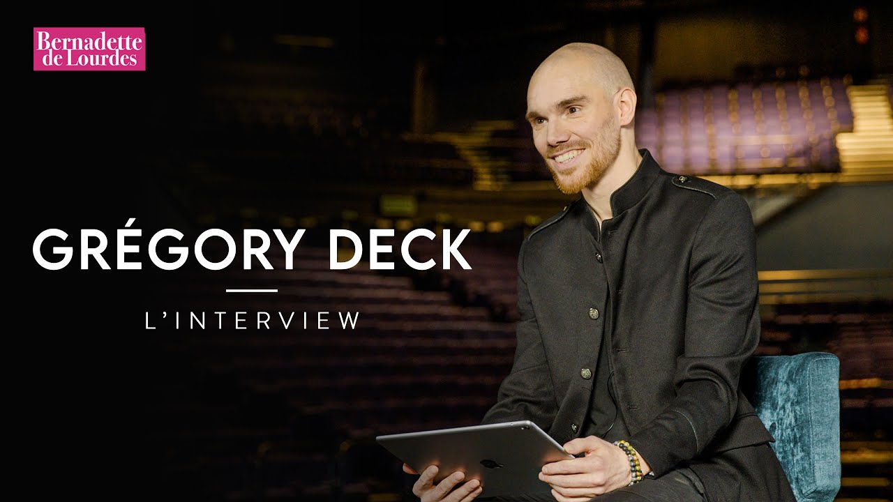 Grégory DECK : "C'est avant tout un spectacle de famille" - YouTube