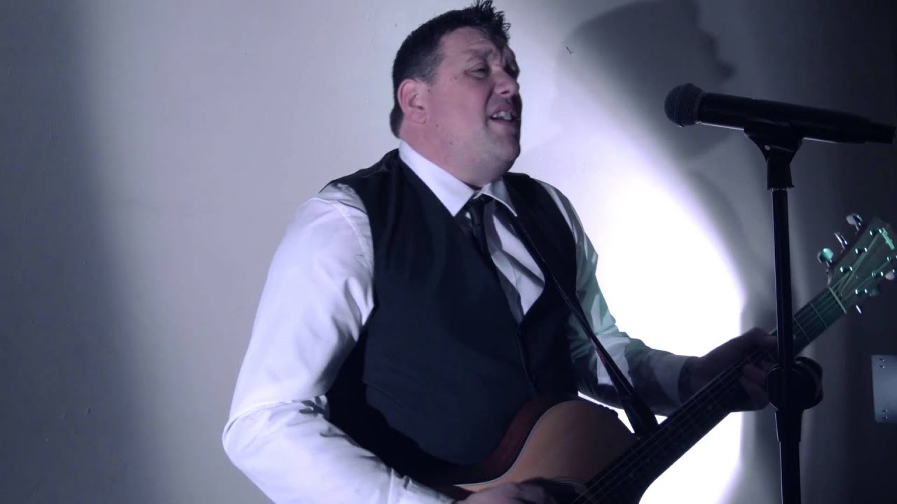 Richie Cooper - Singer Guitarist - Meet Richie - YouTube