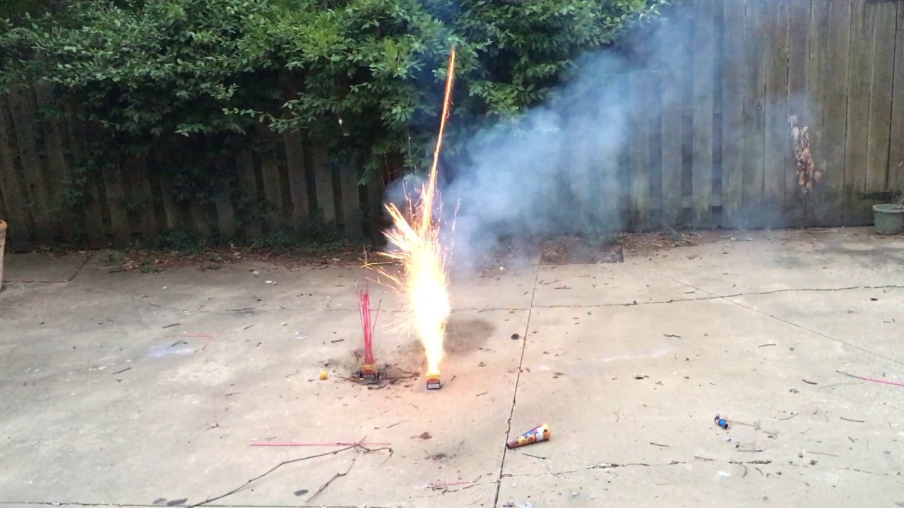 25 whistling rockets - YouTube