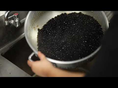 FOURTEA | A Local Husband and Wife Boba Shop