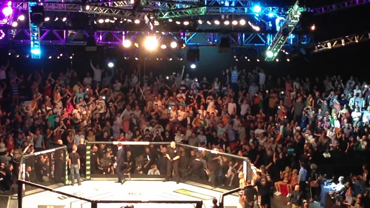 Ufc fight night 46 Conor mc Gregor v Diego Brandao entrance walk in ...