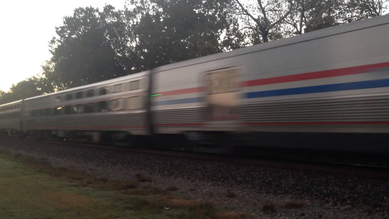 Amtrak 19 With A Rare Amtrak P40 and The Standard New Viewliner Baggage ...