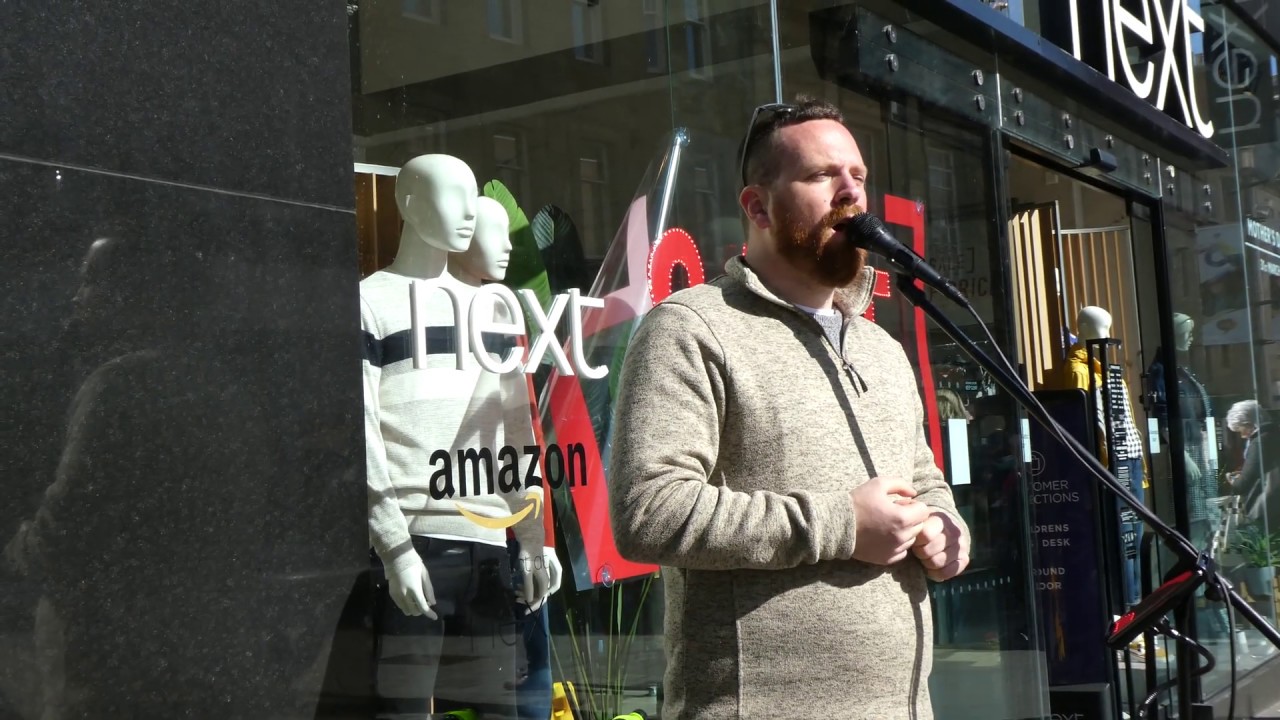 Video 4 The Opera Guy Singing On The High Street Perth Perthshire ...