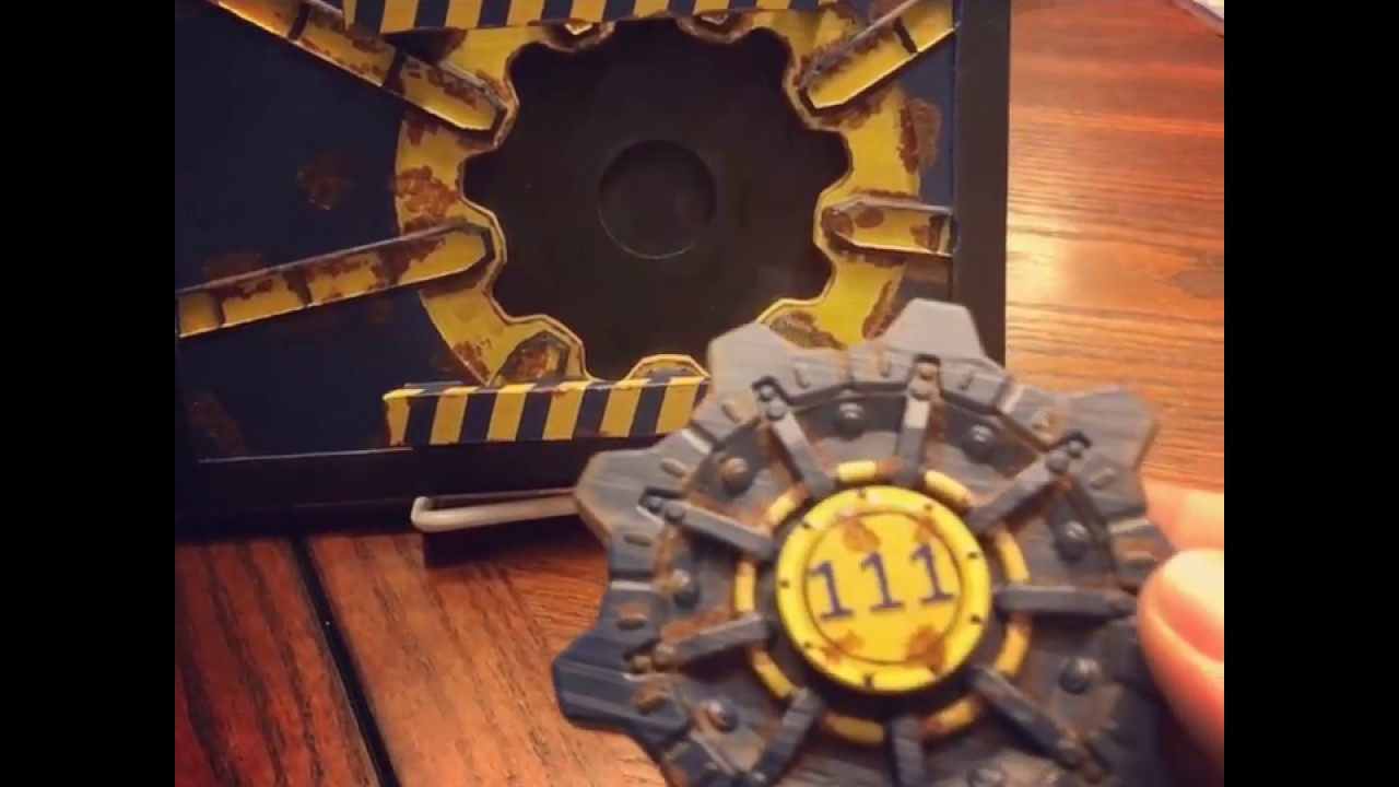 fallout 4 vault 111 Fidget Spinner Prop - YouTube