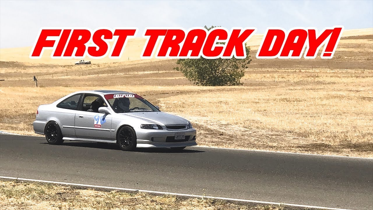 MY FIRST TRACK DAY AND I SPUN OUT TWICE... - YouTube