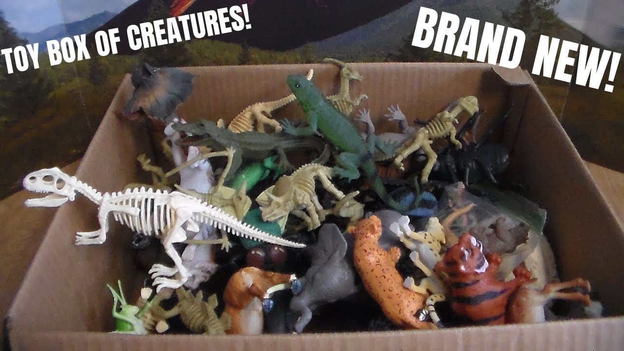 MEGA BIG BOX OF TOY CREATURES! Dinosaurs Lizards Frogs Insects Safari ...