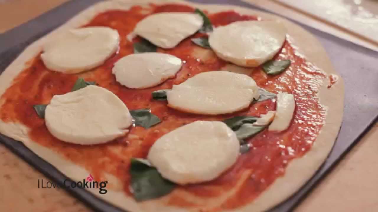 How to Make Homemade Pizza - YouTube