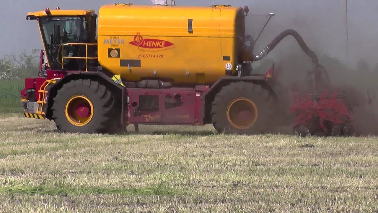 Strip Till Verfahren 2015 mit ein Vredo VT 4546 u. Kuhn Striger 8 ...