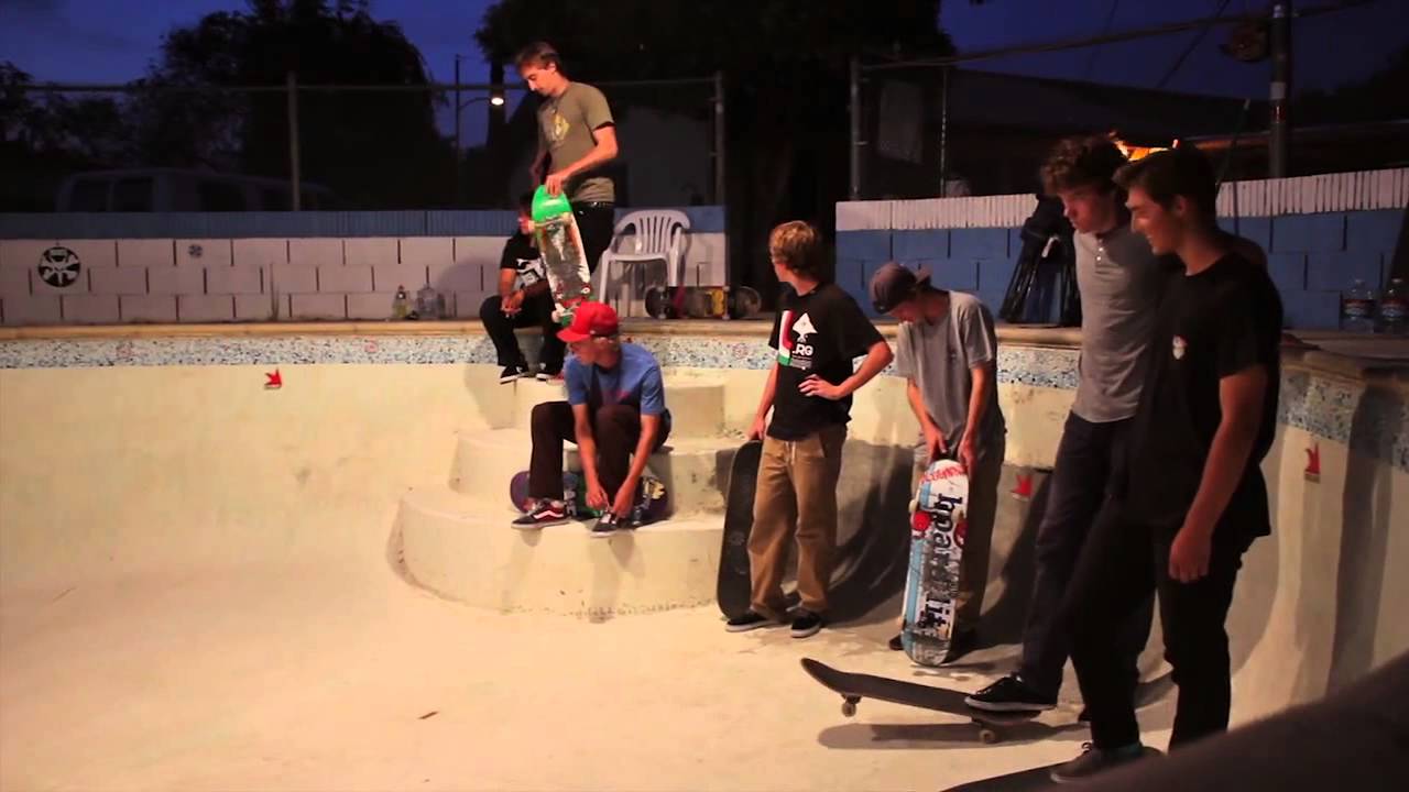 34 Days Of Summer - with Leo Romero, Nick Merlino, Jaws, Collin Provost ...