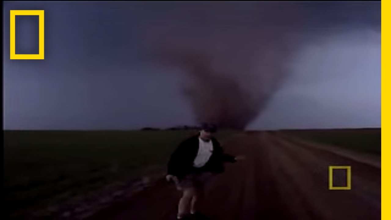 Storm Chase | National Geographic - YouTube