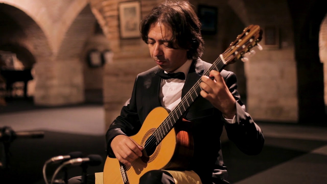 Gaspar Sanz - Espanoleta -played by Milan Dujmovic on a Dragan Neshic ...