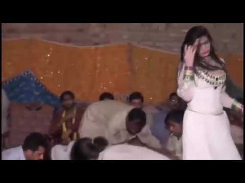 ✔ Mujra 2017 New ► Saraiki Punjabi Girl Dance ► Pakistani Mujra ► Meda Yar