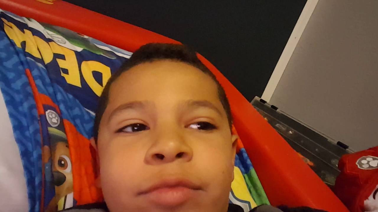 How to turn on a ps4 on - YouTube