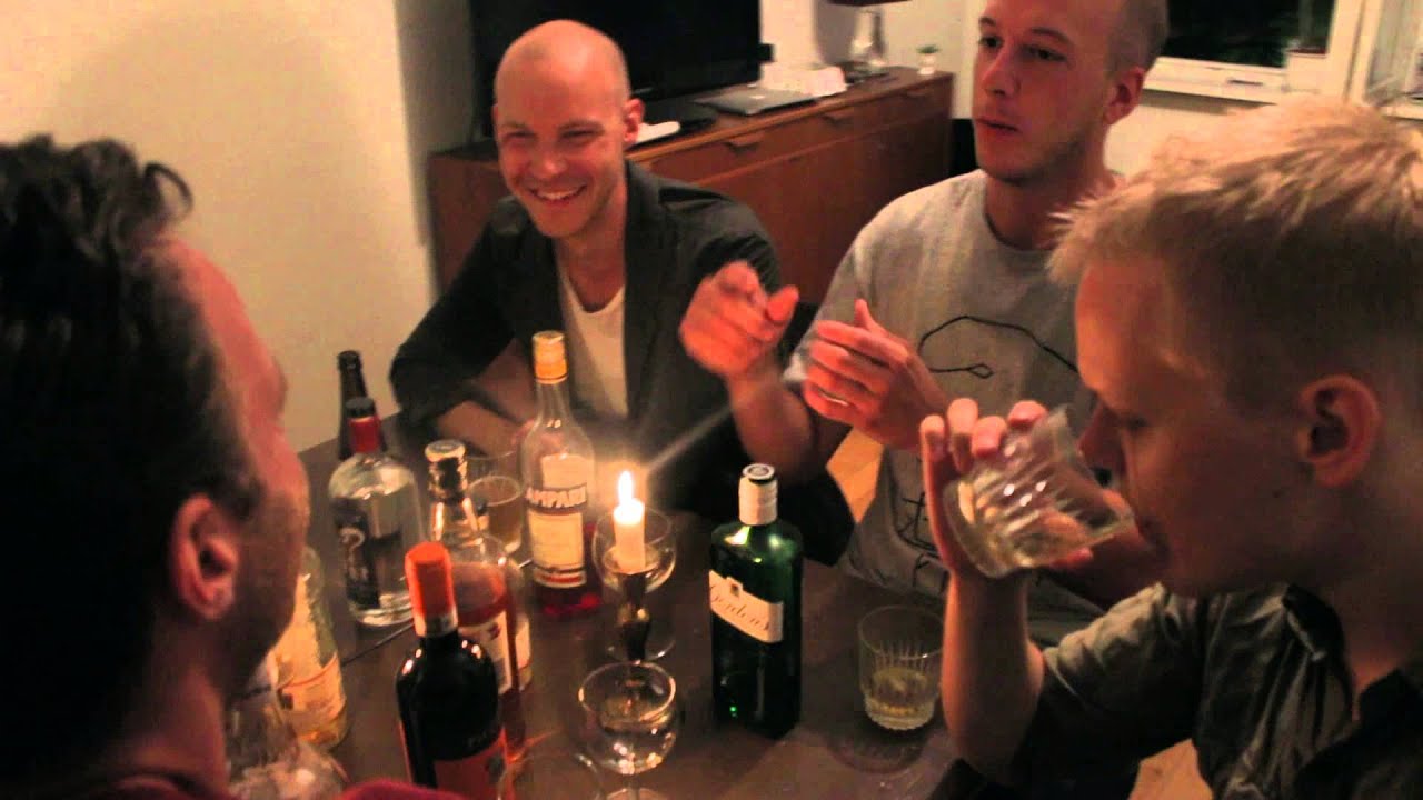 Tom - Pushing thirty - YouTube