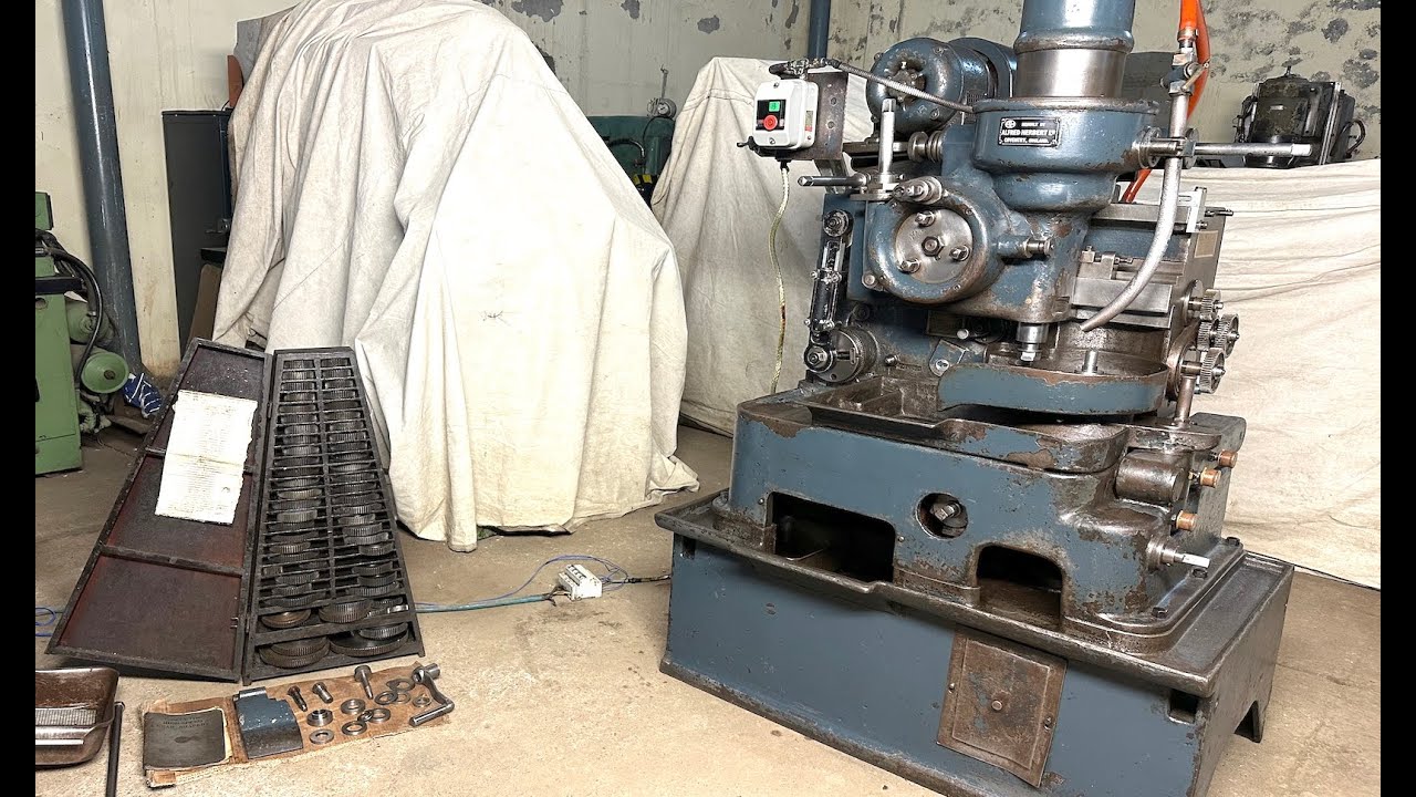 Fellows No. 7 Gear Shaper Machine - 178 mm Gear Diameter - YouTube