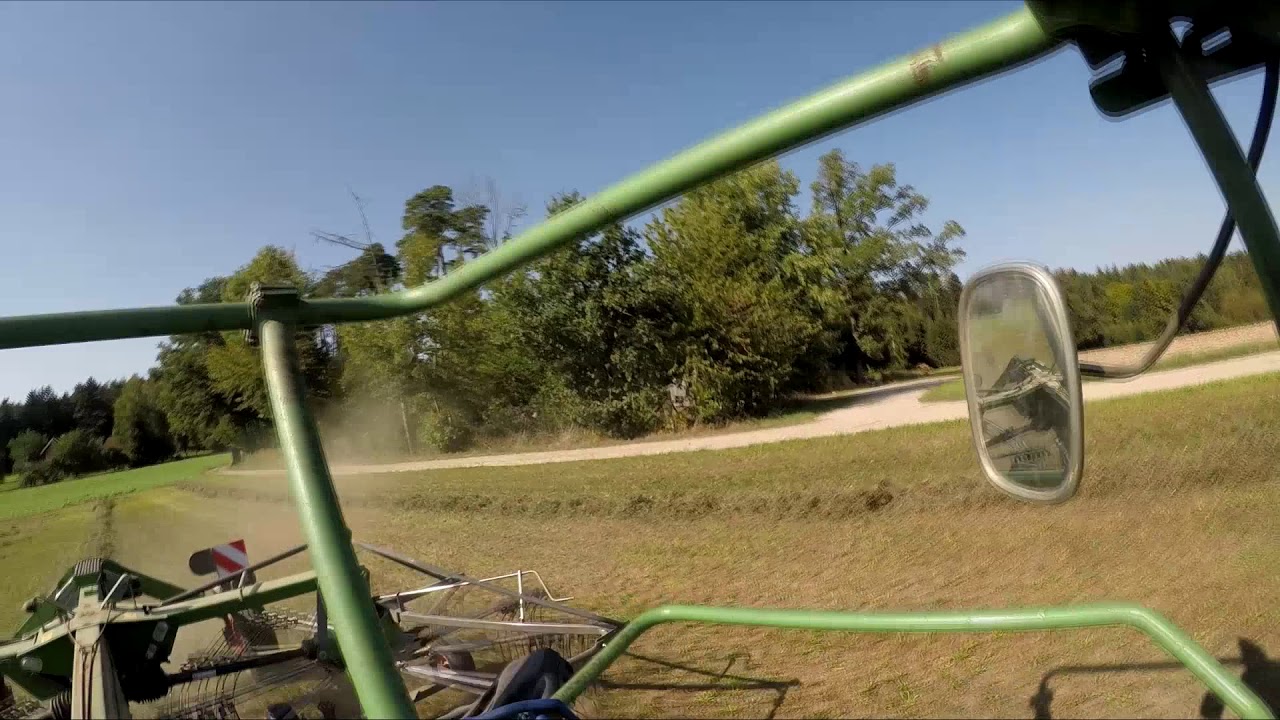 Cab View | schwaden | Fendt Farmer 2s+Fendt Former 671 - YouTube