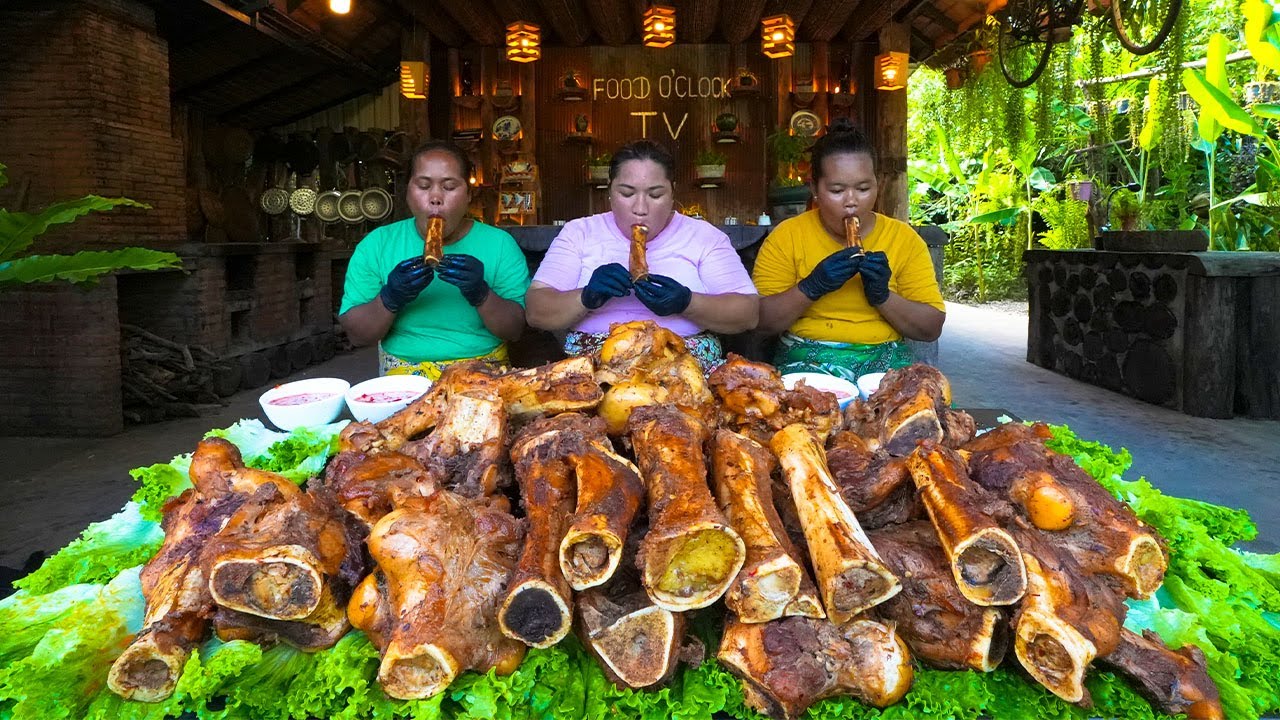 Most Delicious Beef Bone Stew Chinese Style Recipe Eating Yummy - YouTube