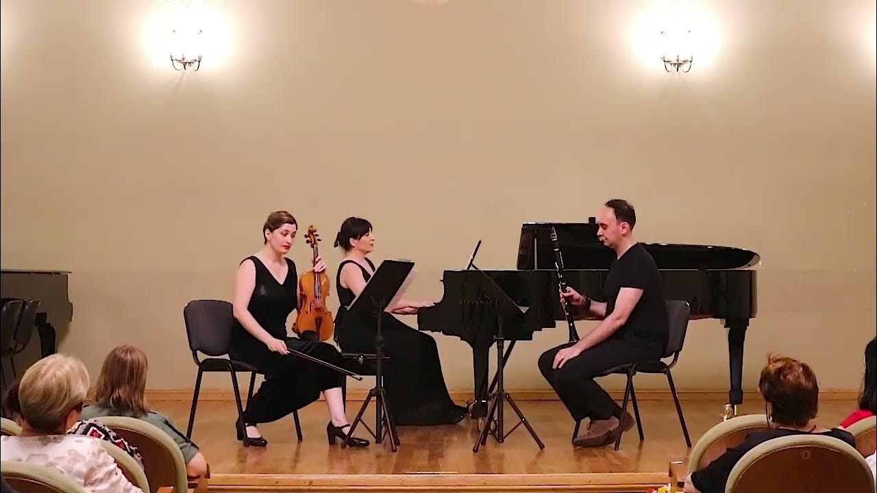 Beethoven - Piano Trio No. 4 in B-flat major, Op. 11, "Gassenhauer" (piano, clarinet and viola ...