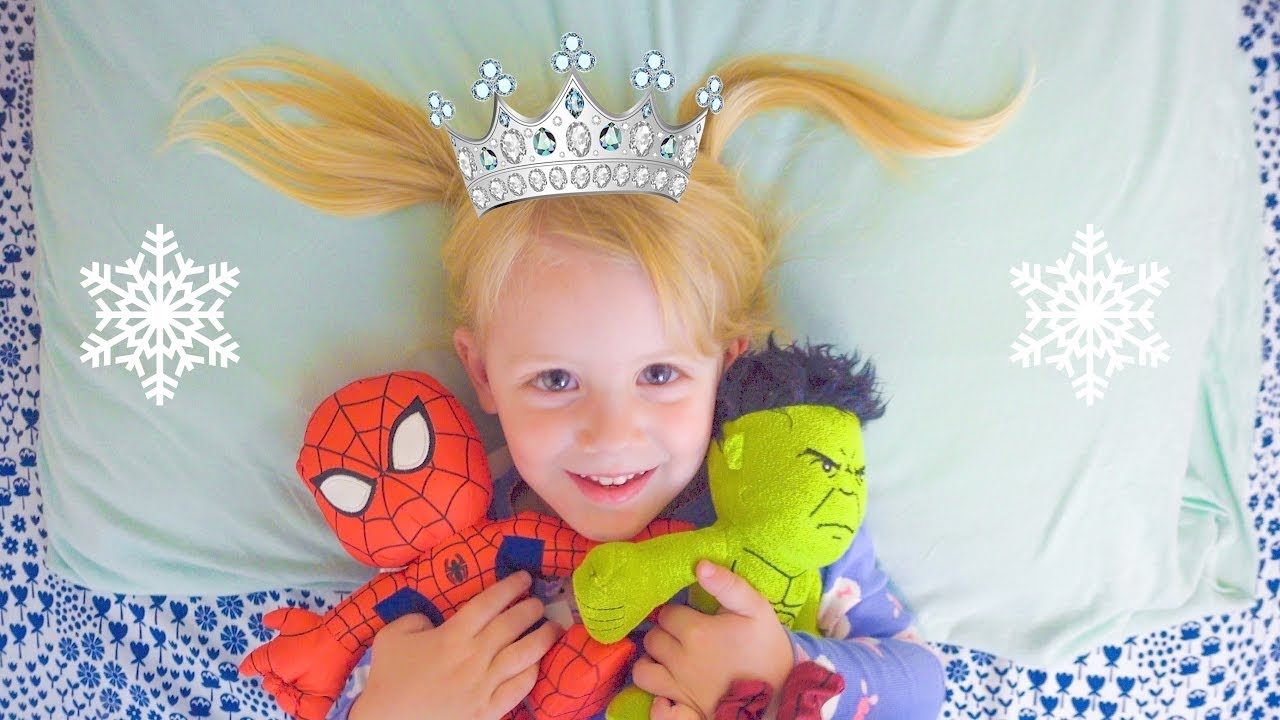 Baby Elsa BEDTIME ROUTINE Pajamas Party w/ Frozen Elsa Baby, Spiderman ...