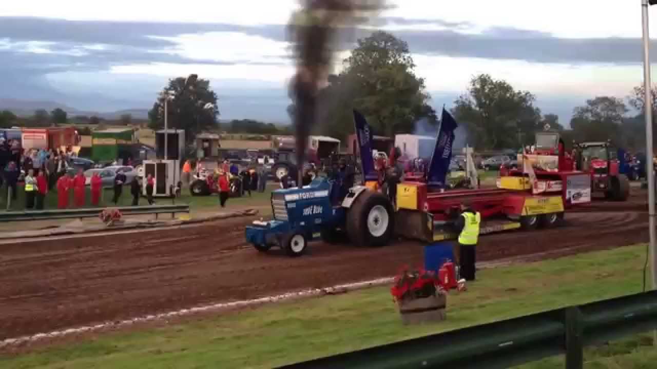 Tractor pulling huge ford tractor amazing pulling power great Eccleston ...