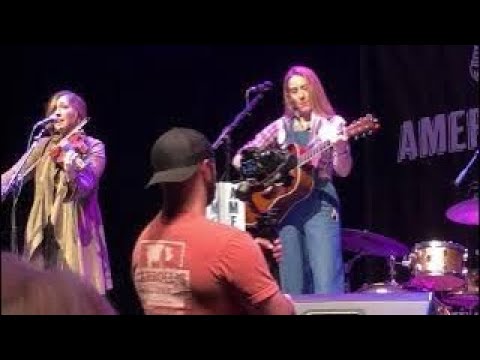 Katie Shore- "The Day You Left Me" - YouTube