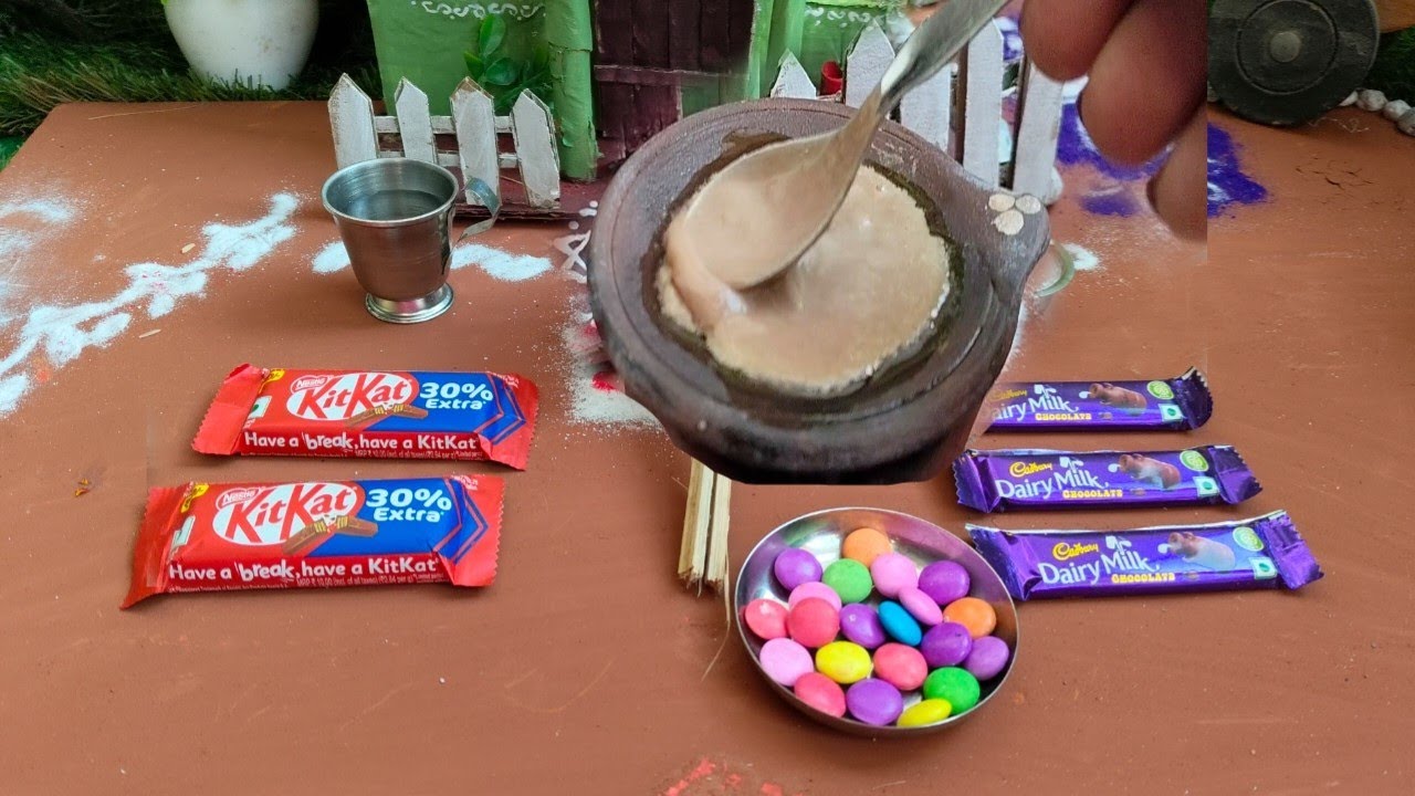 miniature chocolate dosa||miniature KitKat chocolate recipe ||Miniature ...