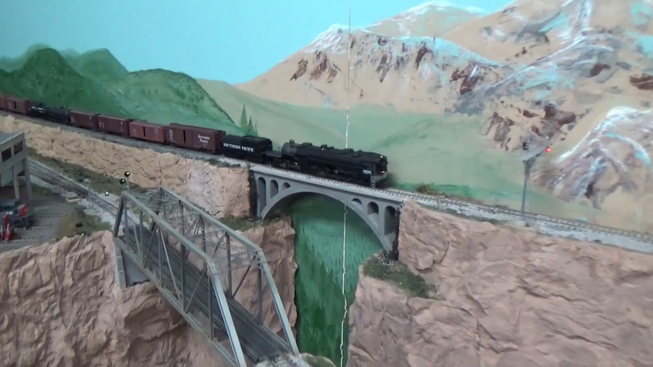 Phillip Leger's HO Scale SP Layout! - YouTube