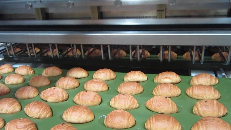 GEA cakes and pastry injector mod. DPCI - YouTube