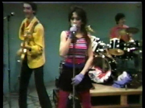 Driving..PEARL HARBOR..DIRK DIRKSEN"79'. - YouTube