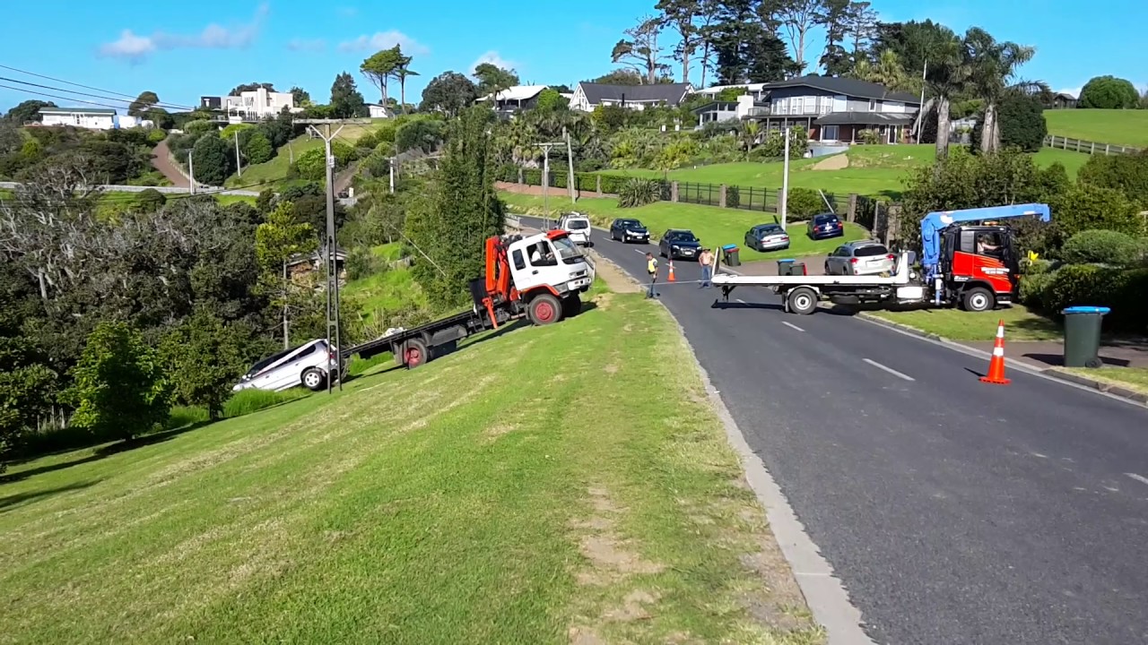 Car extraction Cory Rd - YouTube