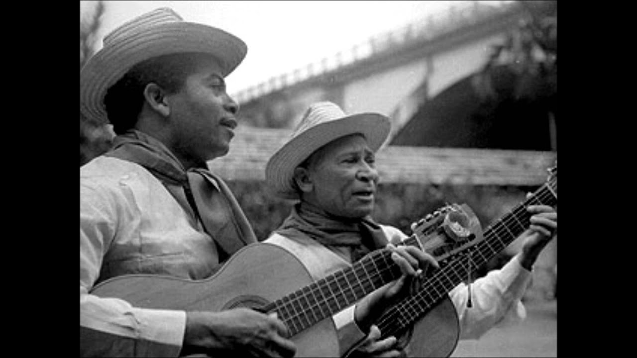 Duo los Compadres en vivo La Habana 1979(4) "El tío y el toa" - YouTube