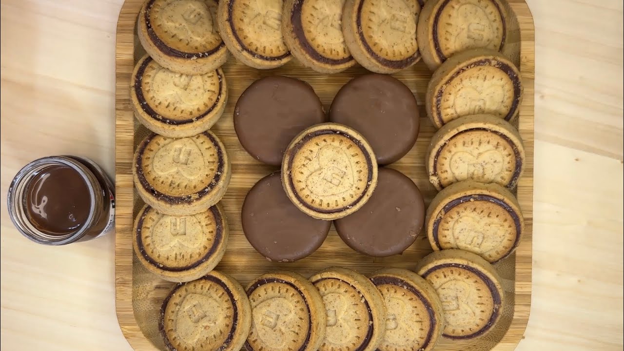 Crunchy crispy chocolate and biscuit platter 🍪 - YouTube