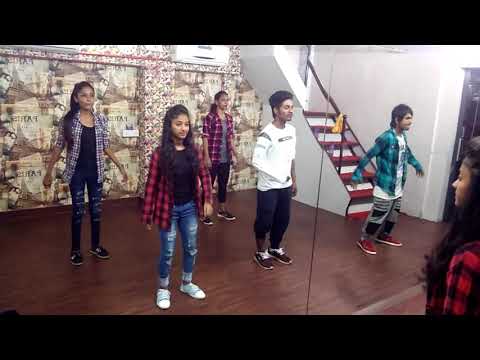 Kusum dance Class song name ( Bom Diggy Diggy)💃