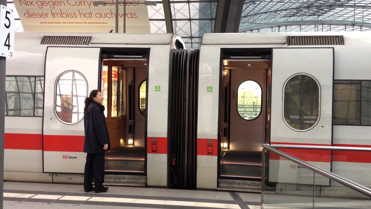 ICE-tog til afgang fra Berlin Hauptbahnhof. - YouTube