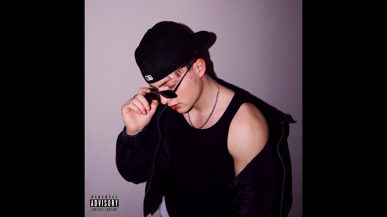 CHRI$TOFER - DISCOTECA (lyrics video) - YouTube