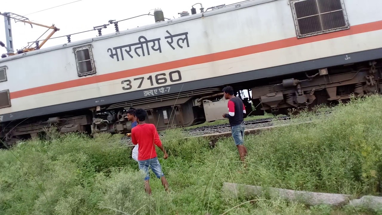 Train comedy video - YouTube