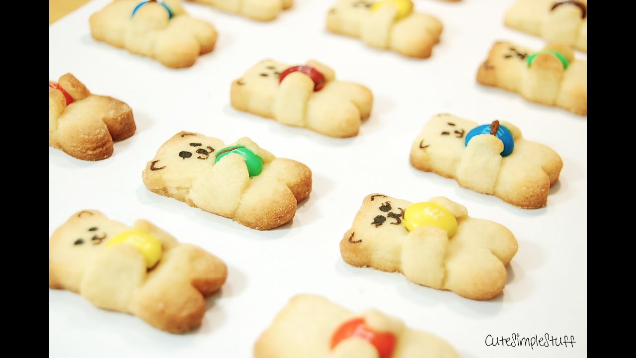 M&M hugging Bear Cookies - YouTube