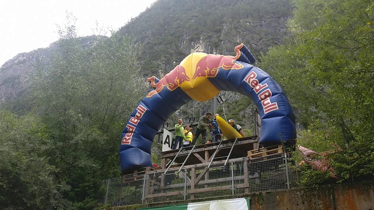 Hudetz Harald (Red Bull) Kajakstart Dolomitenmann 2019 - YouTube