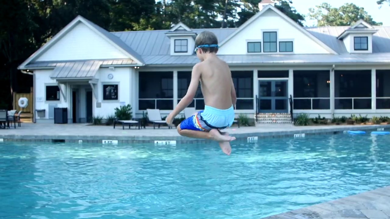 A Look Inside the River Club - YouTube