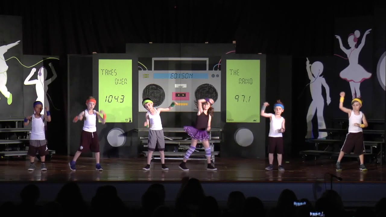 Edison Elementary Variety Show 2018 - YouTube