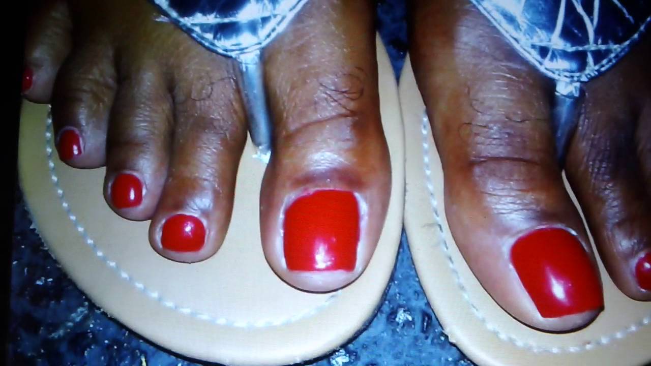 MS GADSEN RED TOES. - YouTube