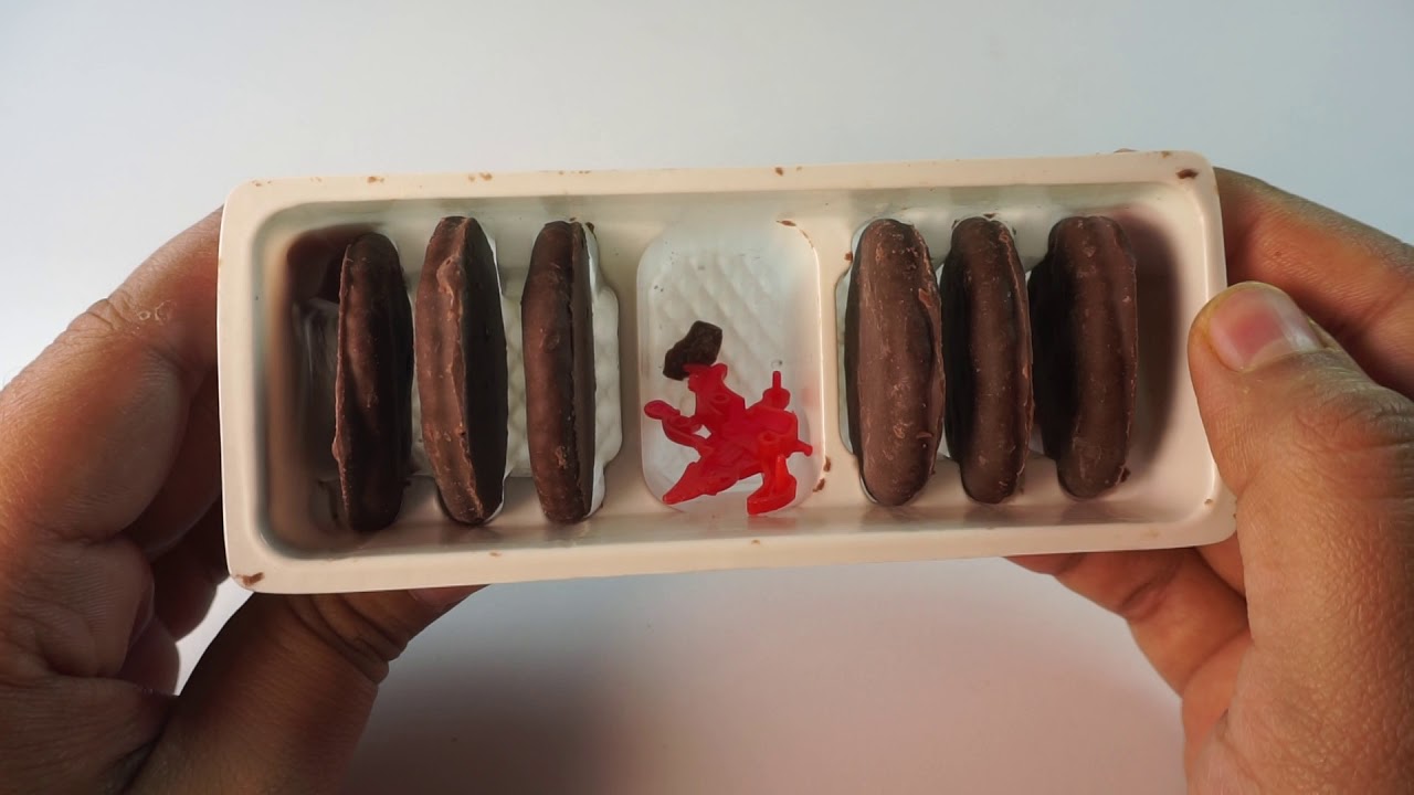 Biscuits Unboxing (BOOM) - YouTube